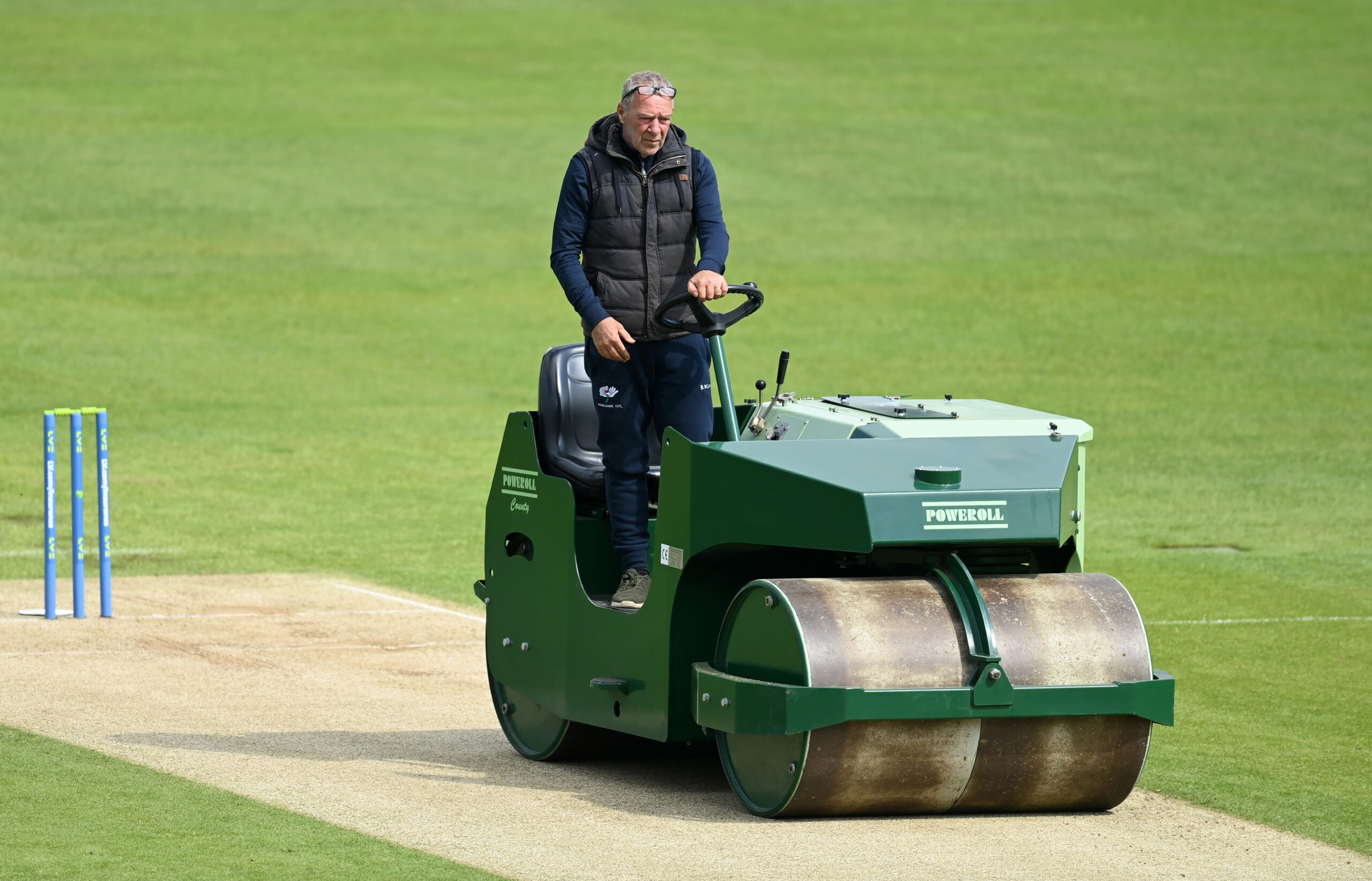 Andy Fogarty recognised at Grounds Manager Awards 2022 - Yorkshire ...