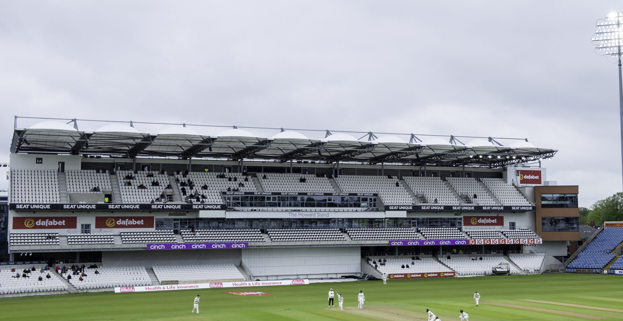 Randle-Bissell's Roses six-for not enough for Yorkshire women ...