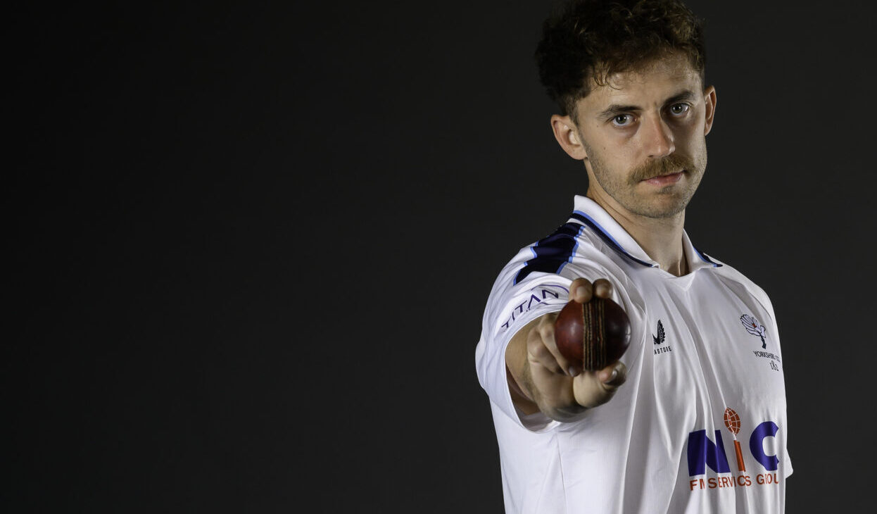 Live: Glamorgan v Yorkshire, Rothesay CC, Day Two - Yorkshire County ...